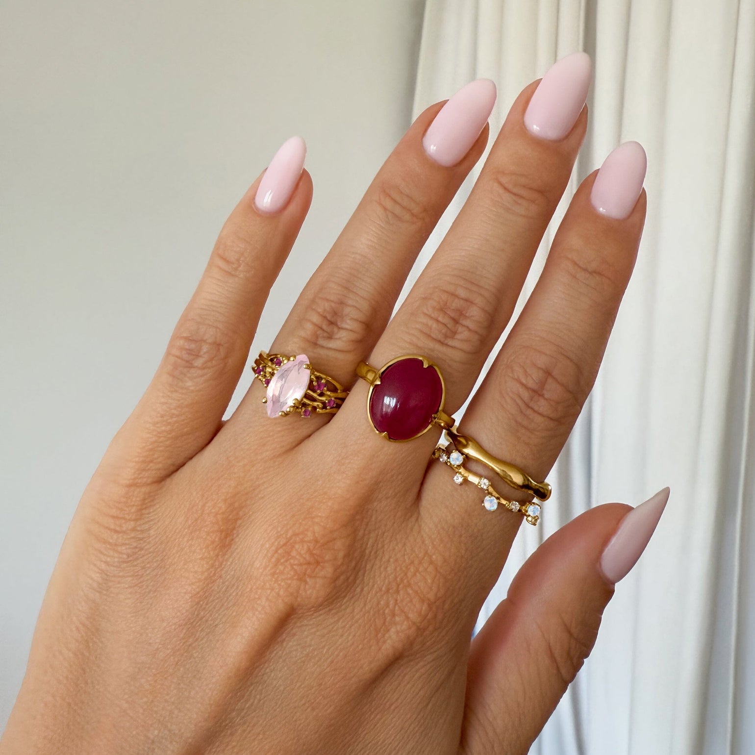 Moonstone Ring - Stardust Band – Moon Magic